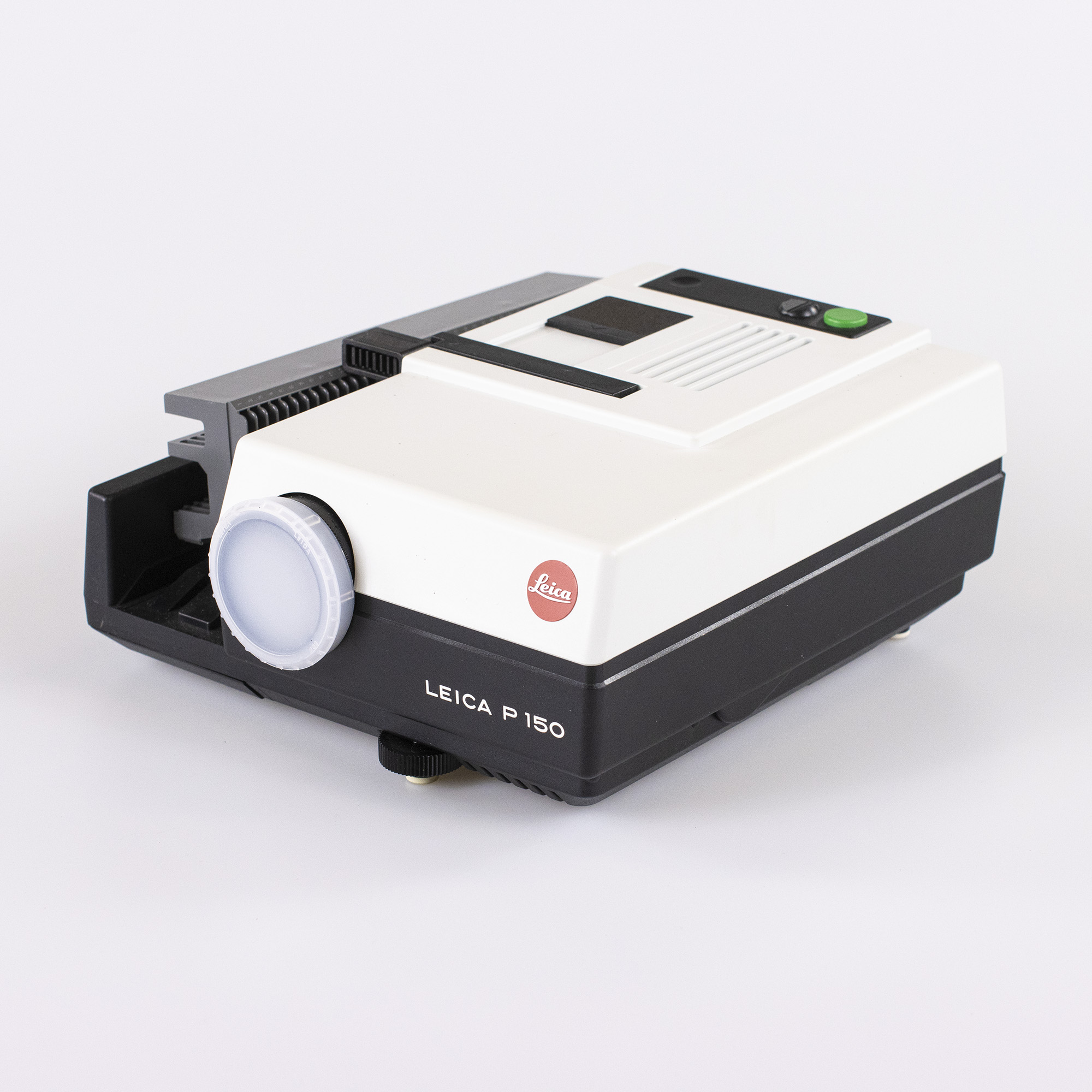 Diabildsprojektor, Leica, Pradovi | Auction Diabildsprojektor, Leica, Pradovi | Auction